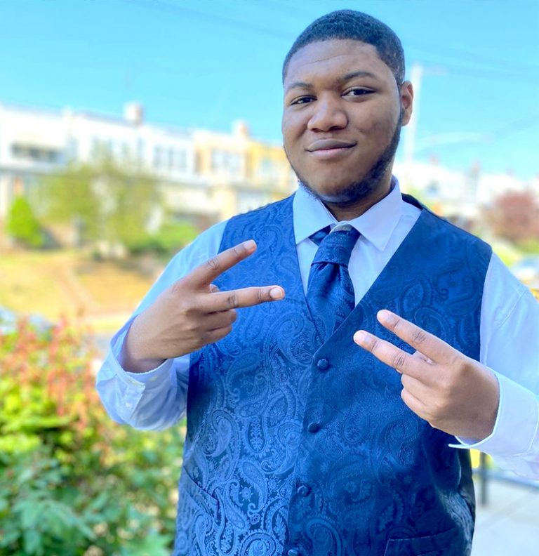 Navy Blue Paisley Vest and Tie Set - Gentleman's Guru